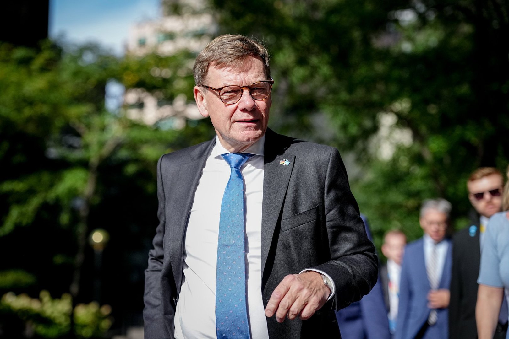 „Gegen die russische Bedrohung aus der Luft“: Selenskyj schlägt Europäern gemeinsamen ...